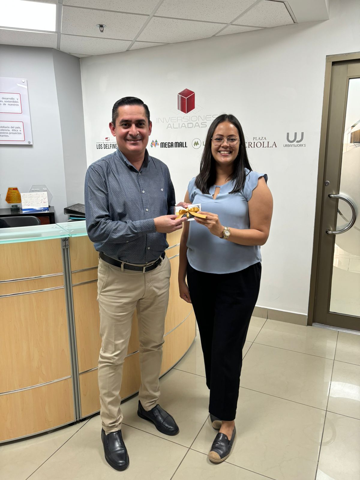 Agradecemos a nuestros colaboradores por su compromiso y dedicación en ...