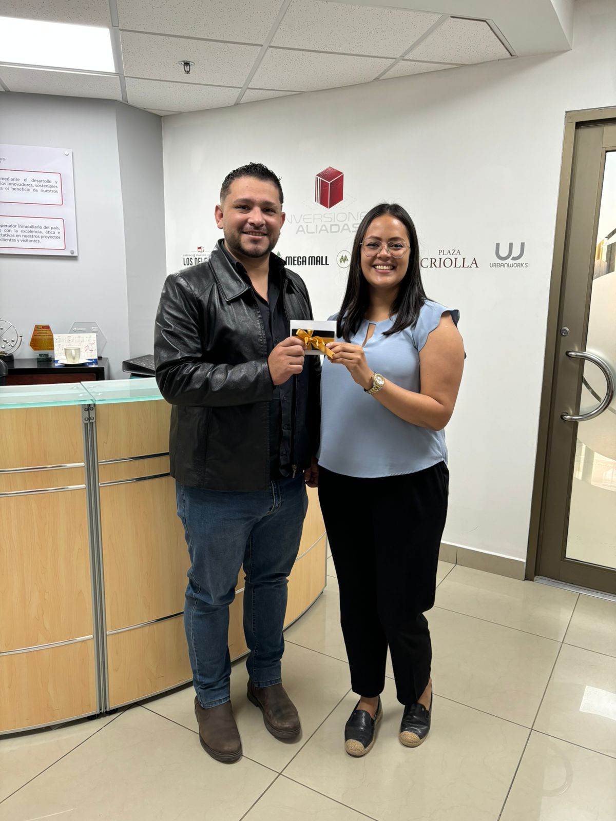 Agradecemos a nuestros colaboradores por su compromiso y dedicación en ...